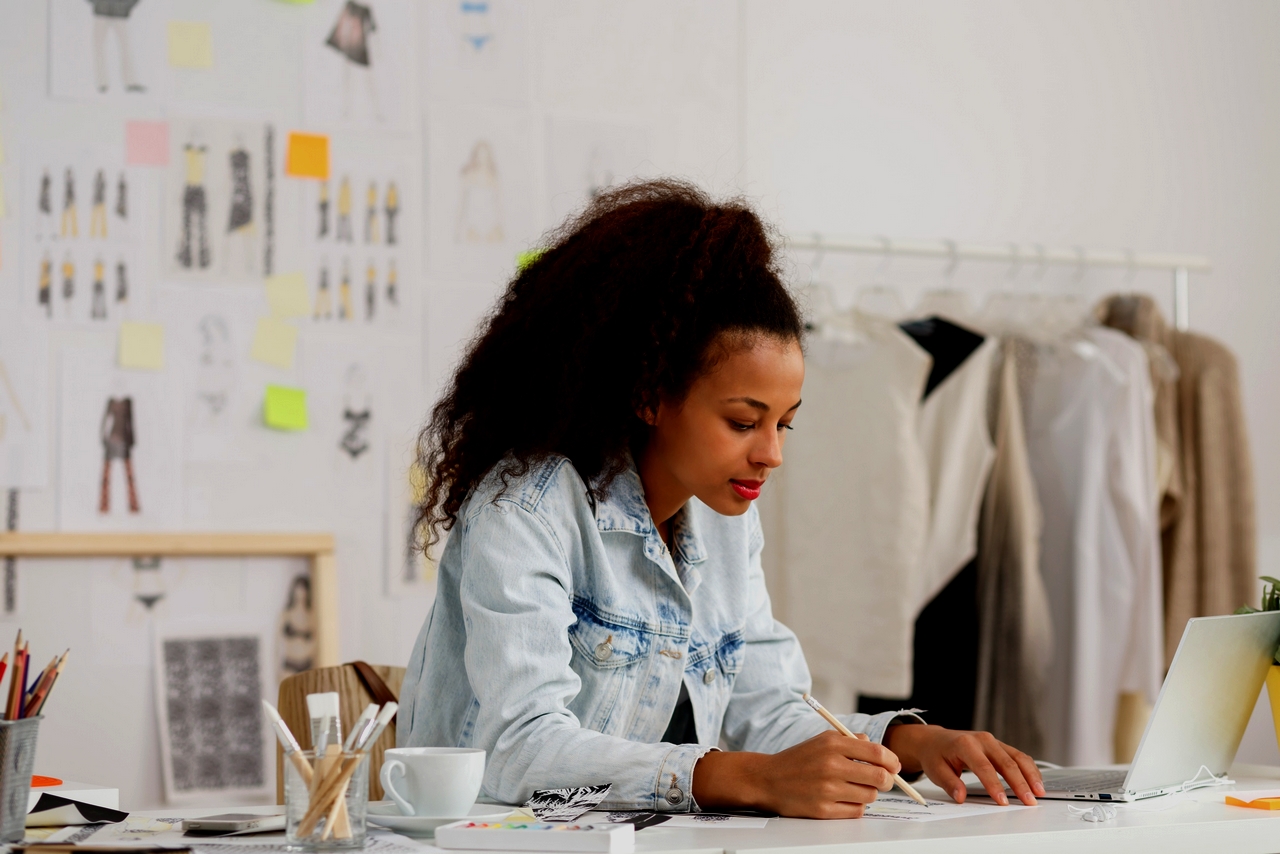 Comment le designer textile crée une collection – GRETA CDMA